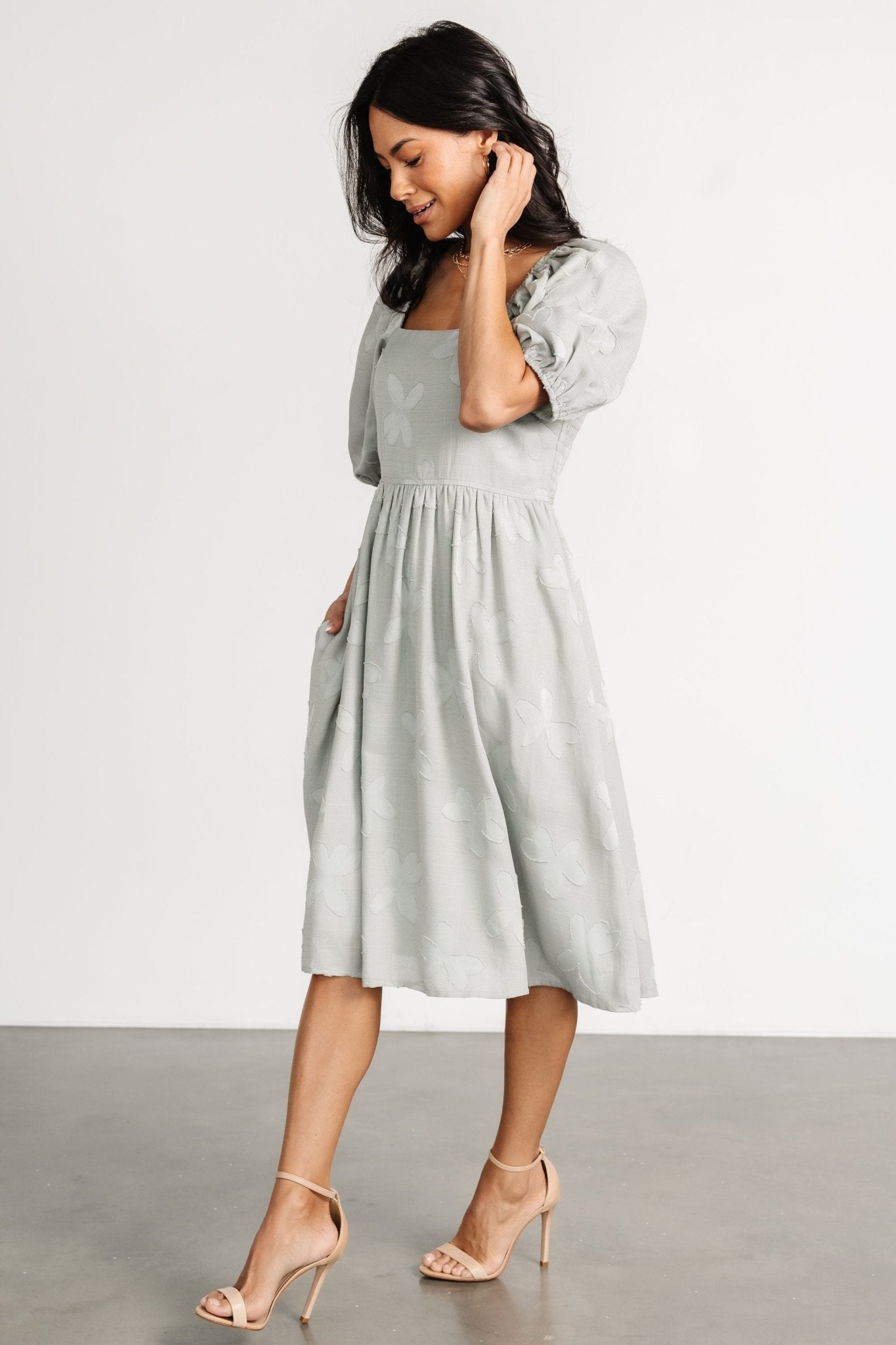 Avery Short Dress | Sage – Baltic Born