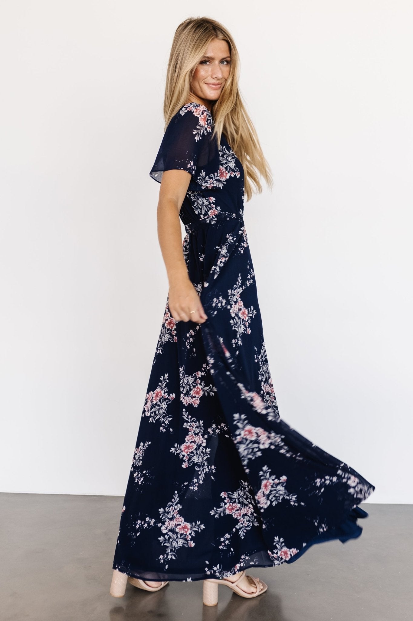 Naomi Short Sleeve Maxi Dress | Navy Floral – Baltic Born