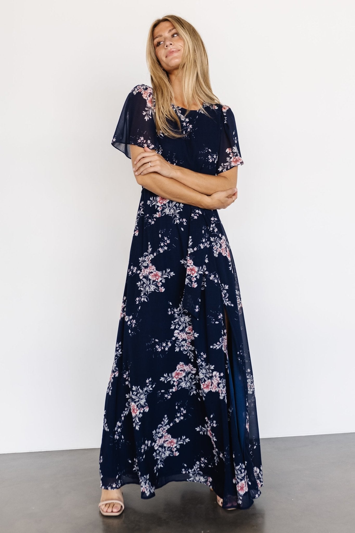 Naomi Short Sleeve Maxi Dress | Navy Floral – Baltic Born